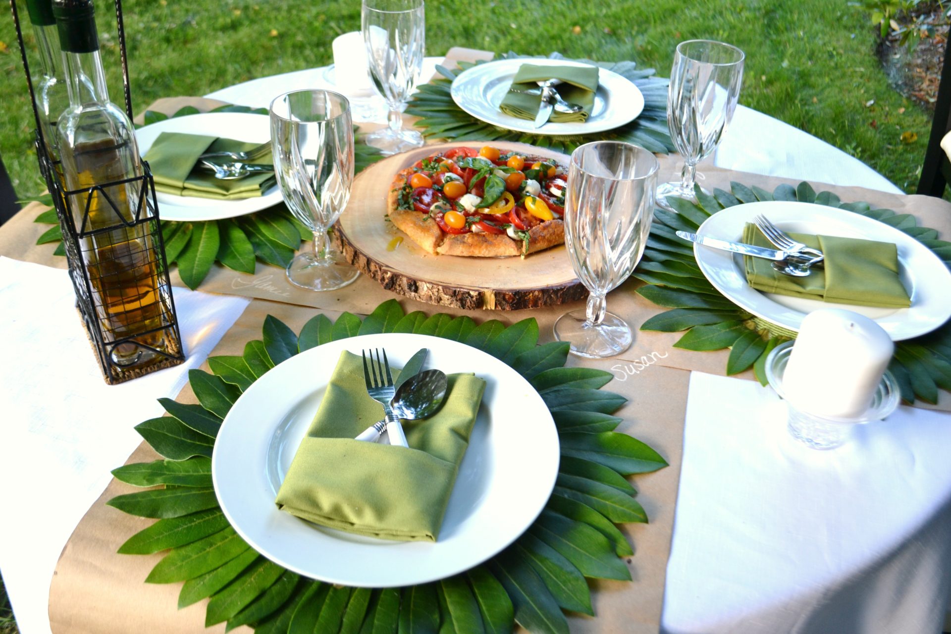 DIY Table Setting Ideas for Dining Alfresco - Liz Bushong