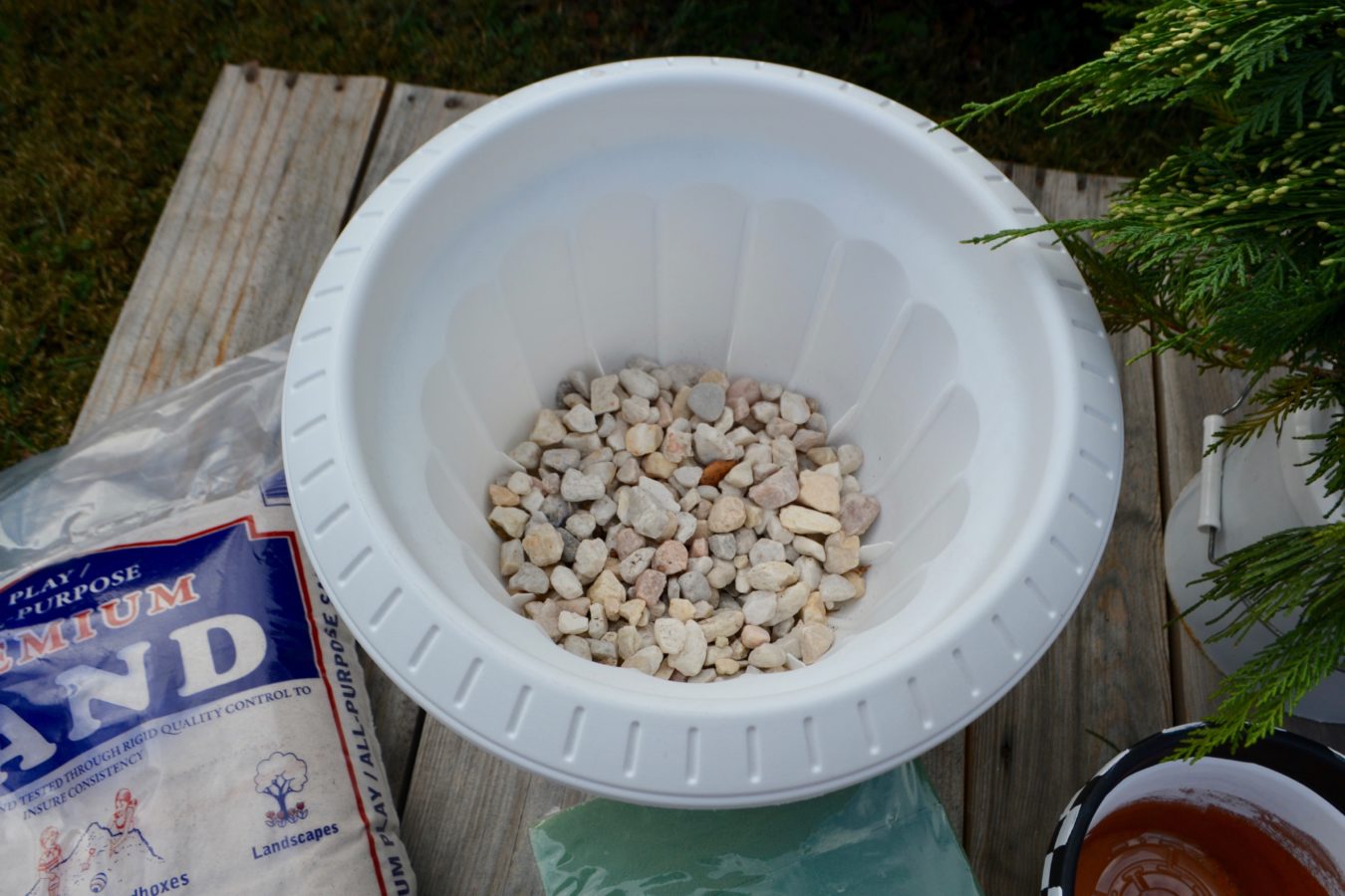 How to Make a Porch Pot-Centerpiece - Liz Bushong