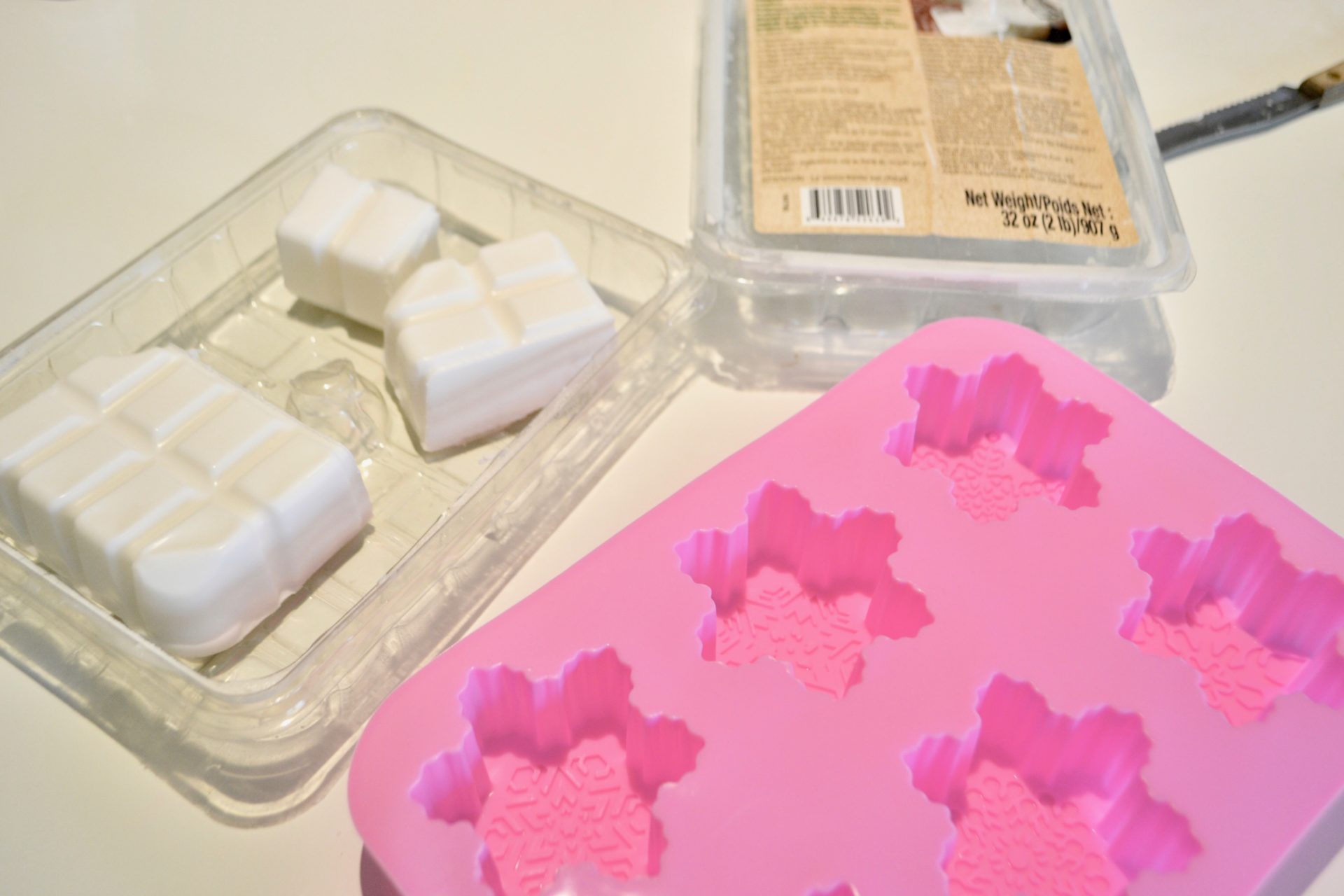 How to Make Winter Snowflake Soap - Liz Bushong