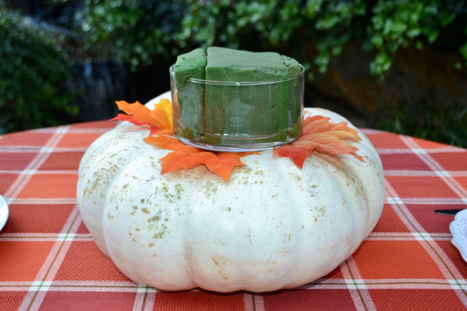 DIY "Blooming Pumpkin" Table Scape - Liz Bushong