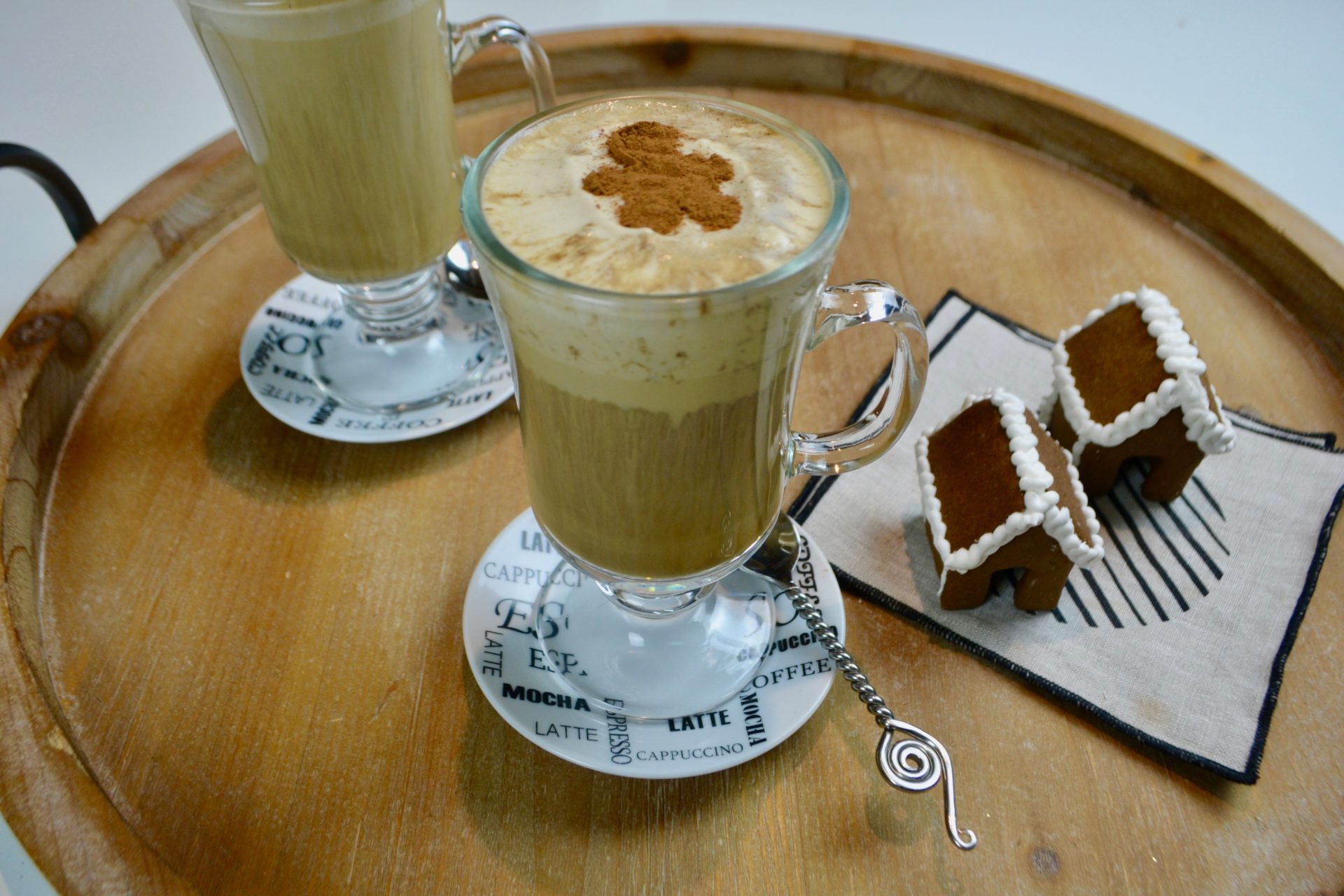 Gingerbread Latte with Gingerbread Syrup - Liz Bushong